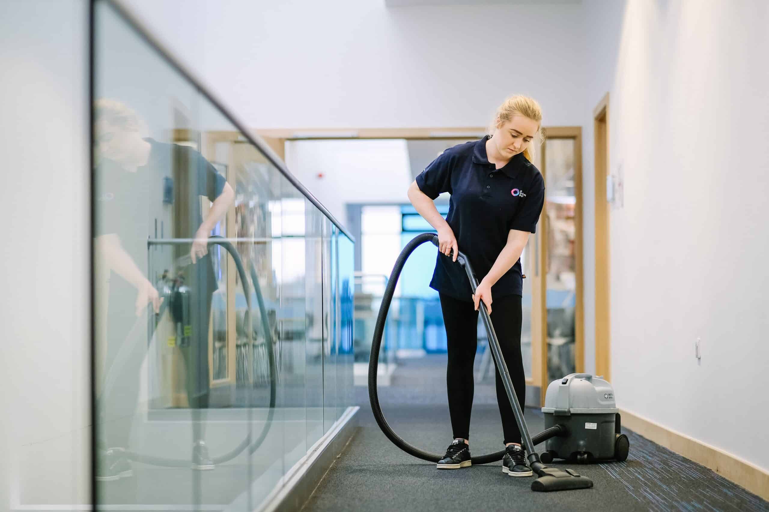 AM Services Group wins new contract at MoneySuperMarket | FM Business ...