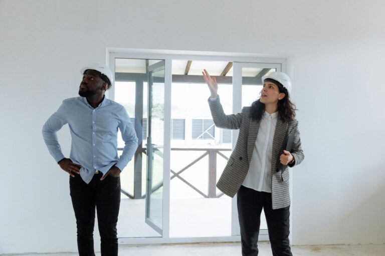 Britain’s SMEs forced to wear more ‘hats’ as workforce shrinks, says ...